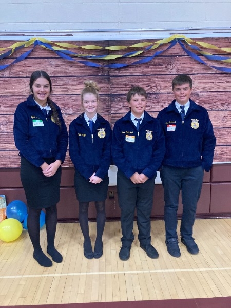 Logan USD 326 - Logan FFA Chapter Greenhands Attend Greenhand Conference